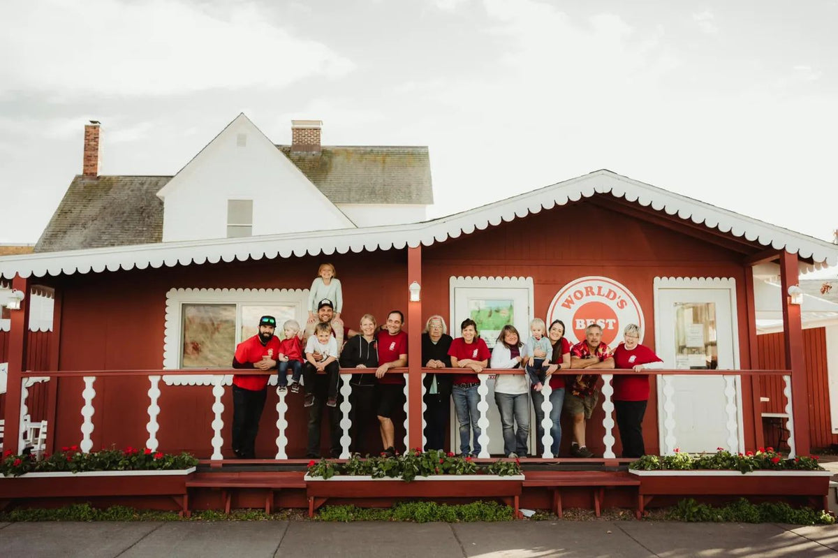 World's Best Donuts || Grand Marais, Minnesota
